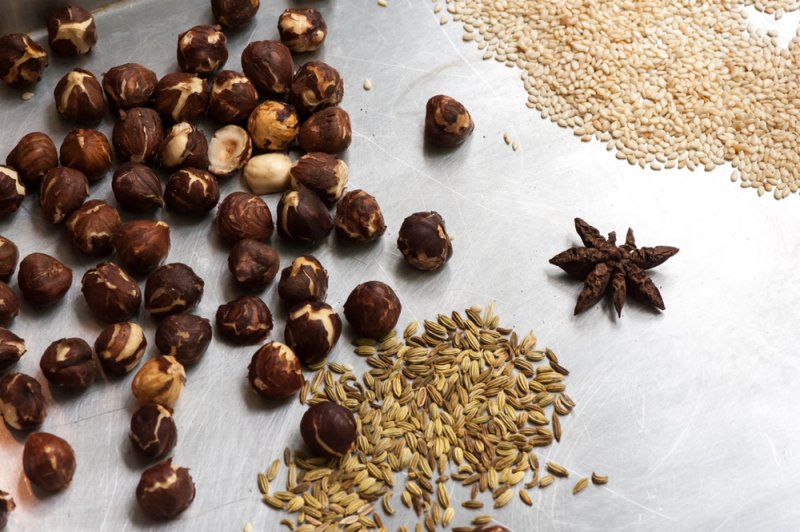 Hazelnut Fennel Butter Cookies Recipe - The Finer Cookie