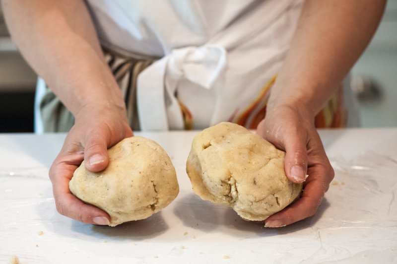 Hazelnut Fennel Butter Cookies Recipe - The Finer Cookie