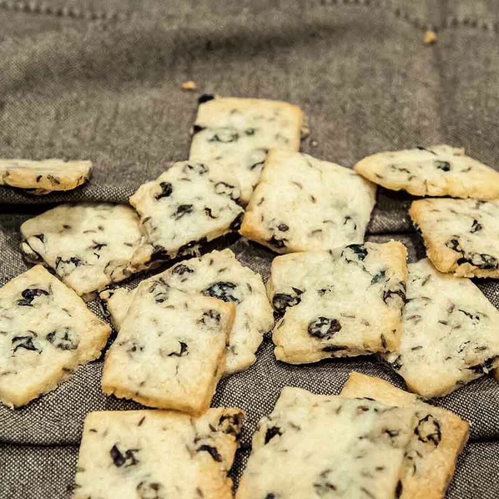 Currant Caraway Shortbreads Recipe - The Finer Cookie