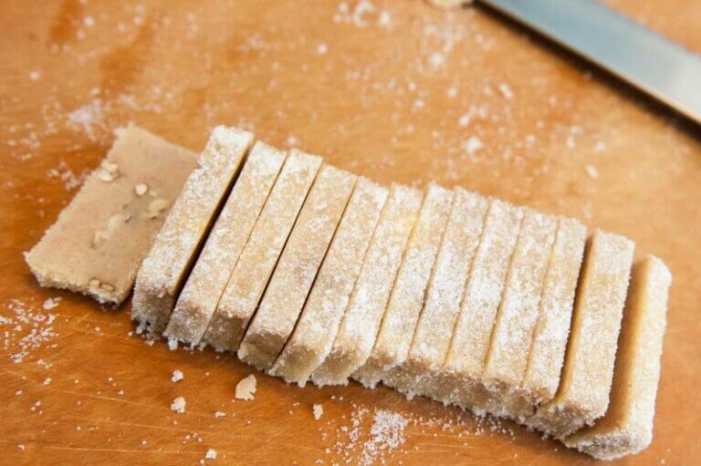 Cinnamon Slices Recipe - The Finer Cookie
